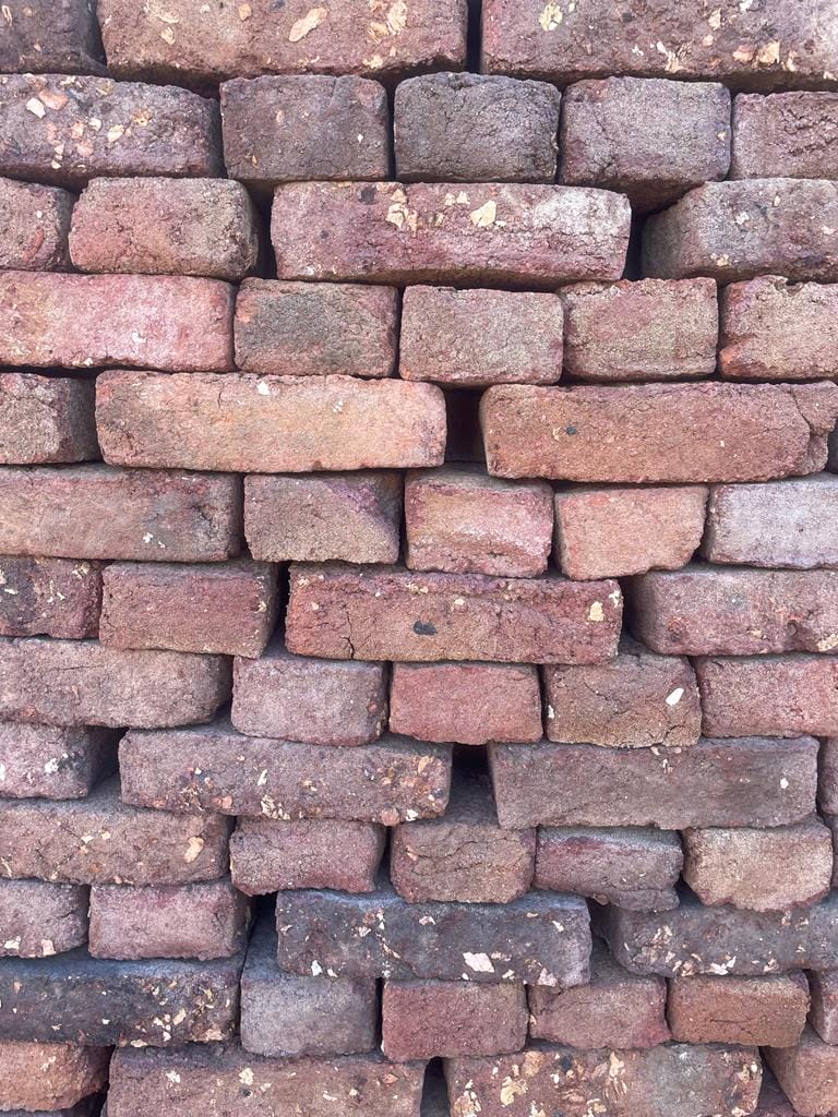 Retrostenen in veldovens gebakken | Roefs & Zonen